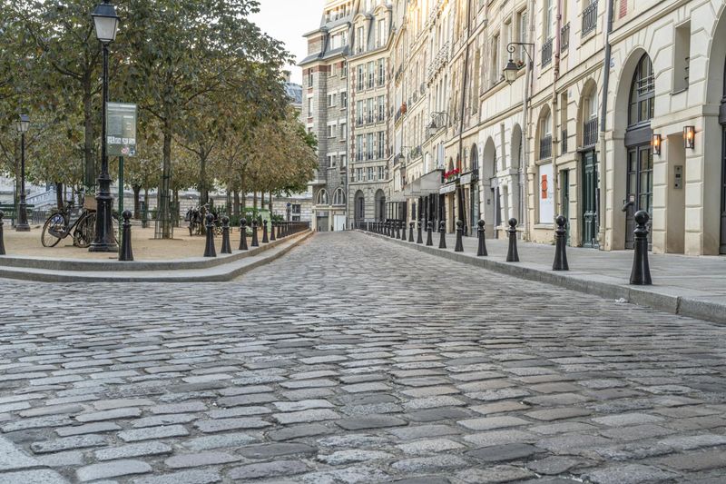 Classic Architecture in Europe: Exploring Paris HDRi Maps and Backplates