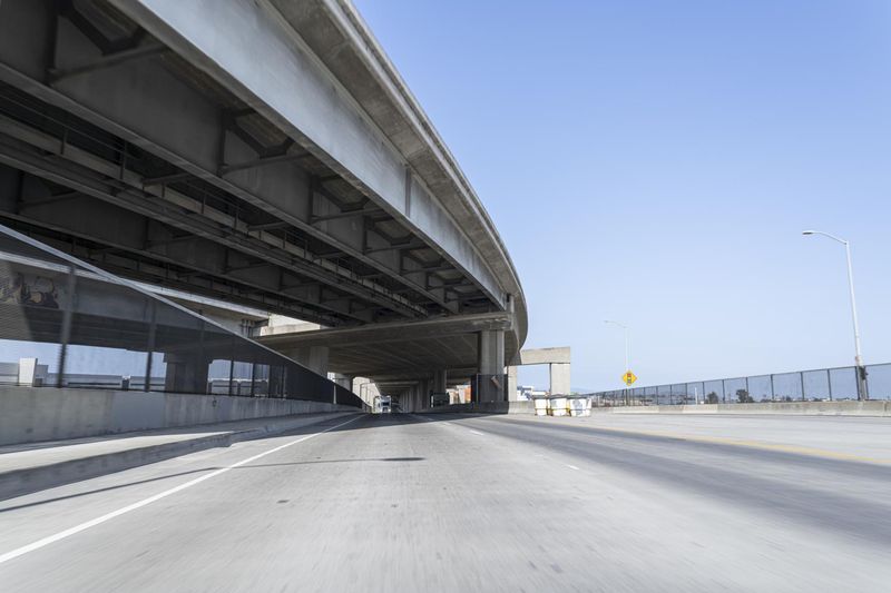 Clear Sky Asphalt Road: Capturing Motion Blur HDRi Maps and Backplates