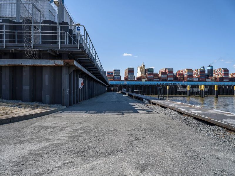 Clear Sky Dayview of Bremen Harbor HDRi Maps and Backplates