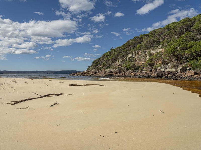 Coastal Landscape in Australia: Beach and Water HDRi Maps and Backplates