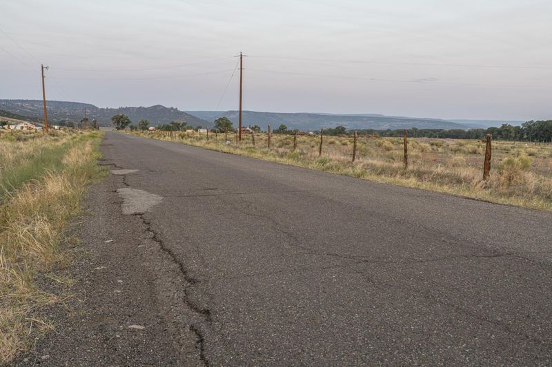 Colorado Dawn: Asphalt Road HDRi Maps and Backplates