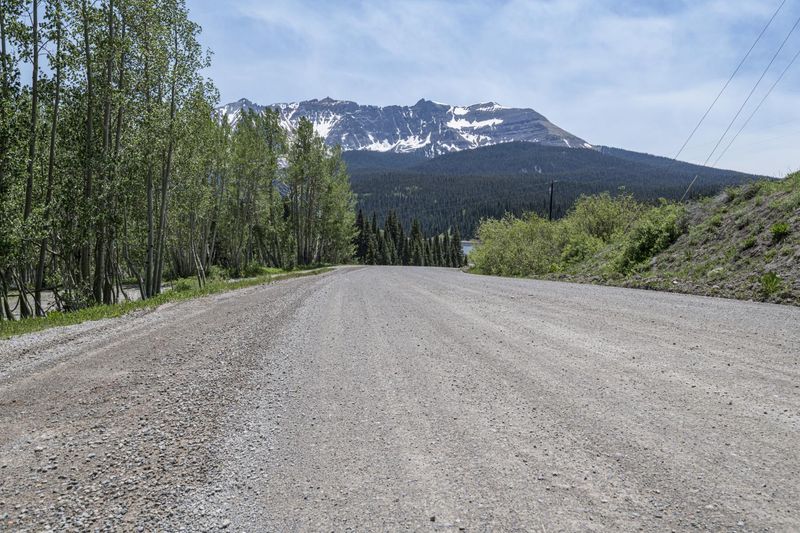 Exploring Colorado's Mountain Passes: Asphault Road and Stunning ...