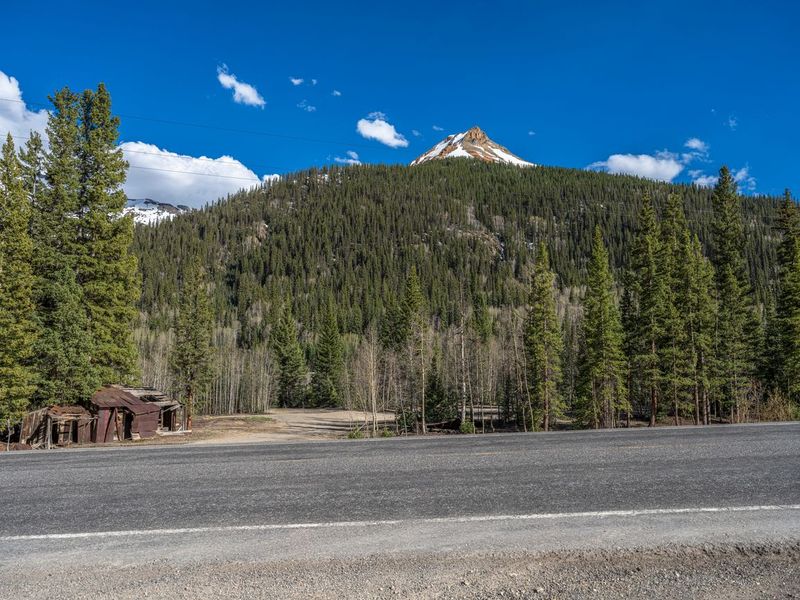 Scenic Road in Colorado: Snow-covered Ironton HDRi Maps and Backplates