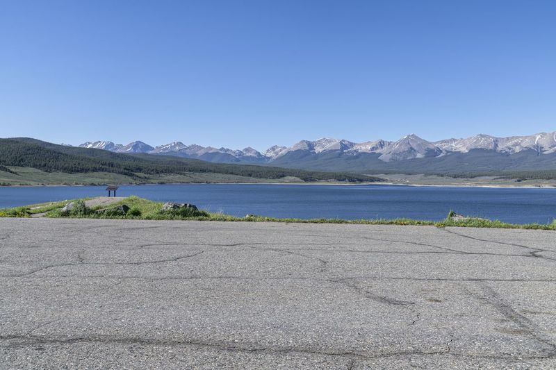 Crested Butte: Coastal Bank and Mountain Landforms HDRi Maps and Backplates