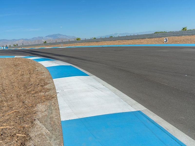 A Curve on a USA Race Track HDRi Maps and Backplates