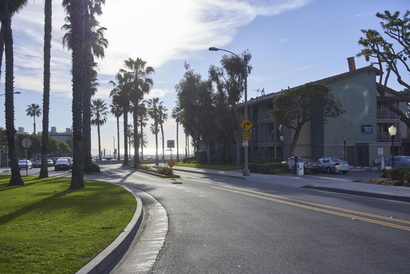 Curved Street in Los Angeles, California HDRi Maps and Backplates