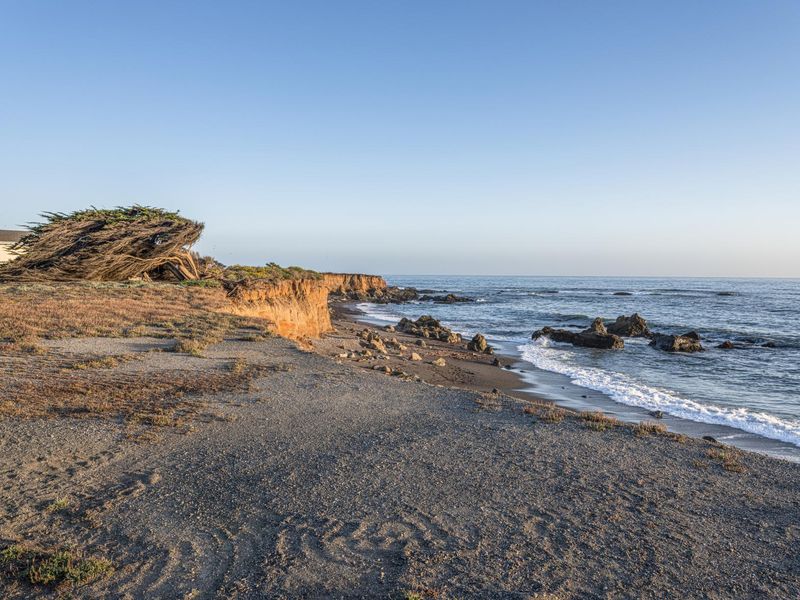 Dawn Over California Coastal Shores HDRi Maps and Backplates