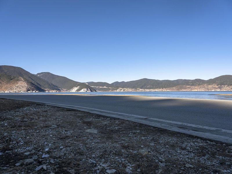 Dawn Landscape: Mountain Range Meets the Ocean - HDRi Maps and Backplates