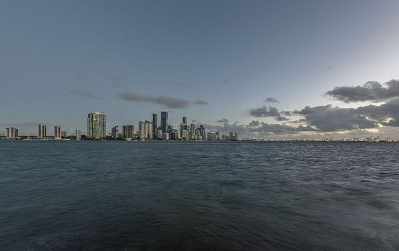 Dawn in Miami Beach: City by the Ocean HDRi Maps and Backplates