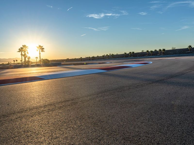 Dawn in the USA: Asphalt Road With Sunshine HDRi Maps and Backplates