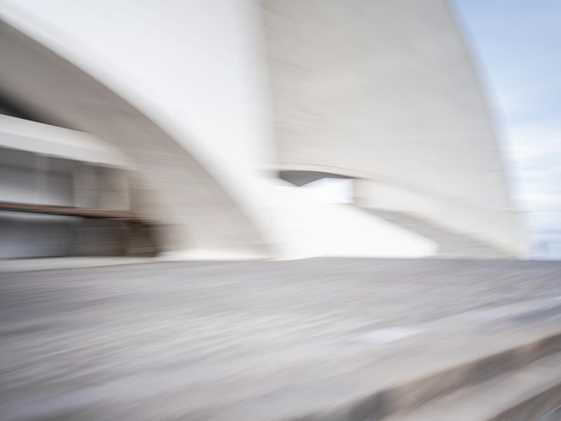 Daylight Interior Design: Urban Life in Spain HDRi Maps and Backplates