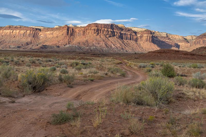 Desert Dirt Road in Utah Mountains HDRi Maps and Backplates