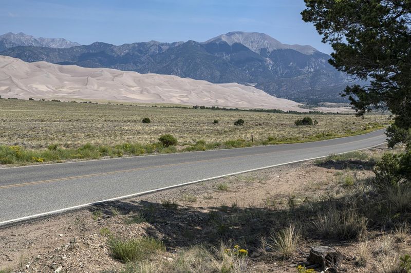 Desert Landscape in Colorado Mountain Range HDRi Maps and Backplates