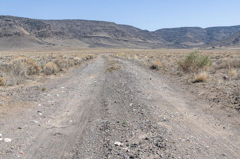 Desert Landscape in Colorado: Rugged Nature HDRi Maps and Backplates