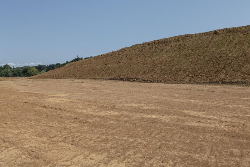 Dirt Surface Open Space Landscape HDRi Maps and Backplates