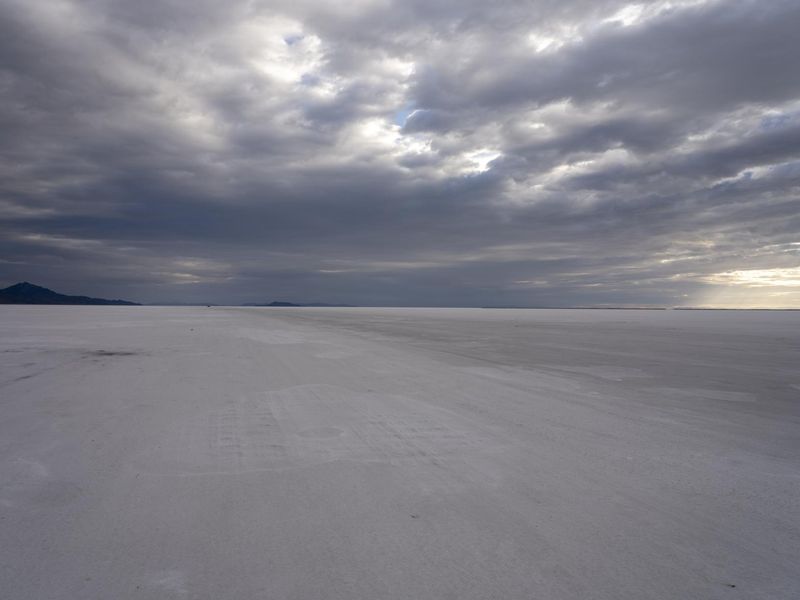 Dramatic Landscape of Utah Mountain Salt Flats HDRi Maps and Backplates