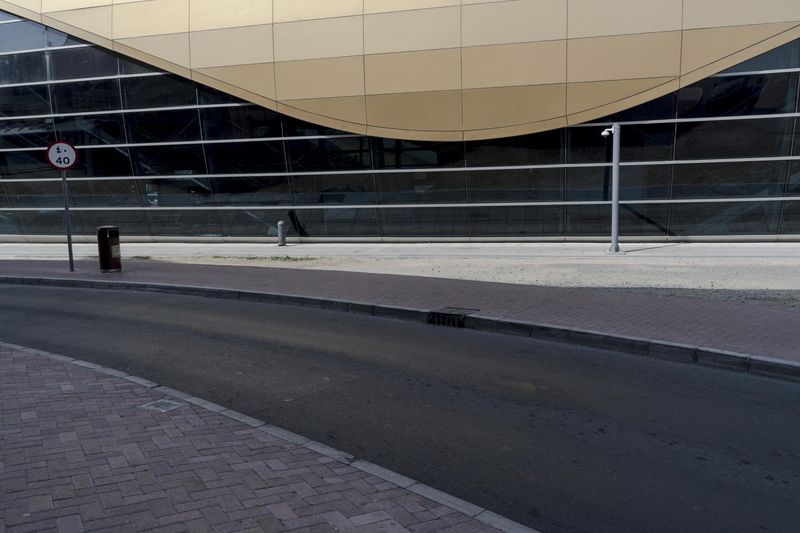 Dubai Architecture: A Stunning Cityscape HDRi Maps and Backplates