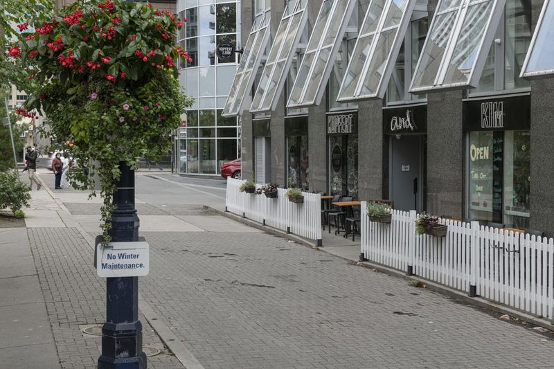 Elevated Road: Shops and Restaurants in Toronto HDRi Maps and Backplates