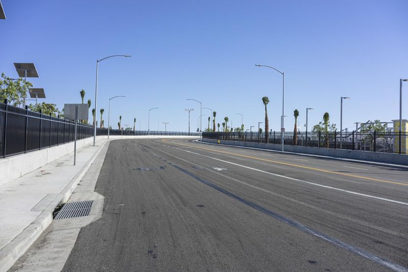 Empty Highway in Los Angeles, California, USA HDRi Maps and Backplates