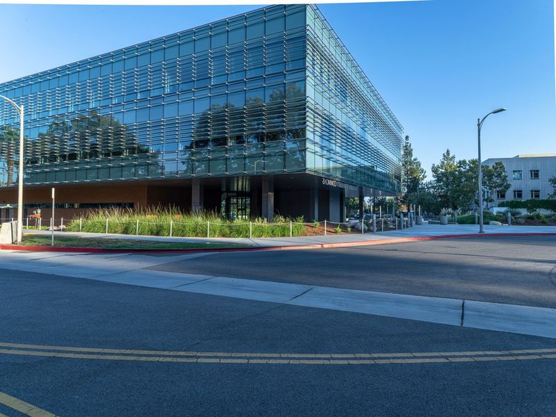 Empty Intersection in Los Angeles, USA - HDRi Maps and Backplates