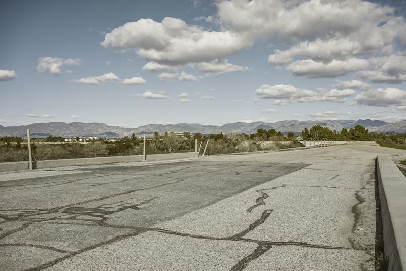 Empty Parking Lot in the Desert HDRi Maps and Backplates