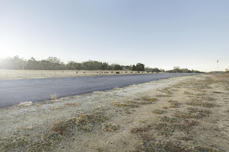 Empty Road Intersection in California HDRi Maps and Backplates