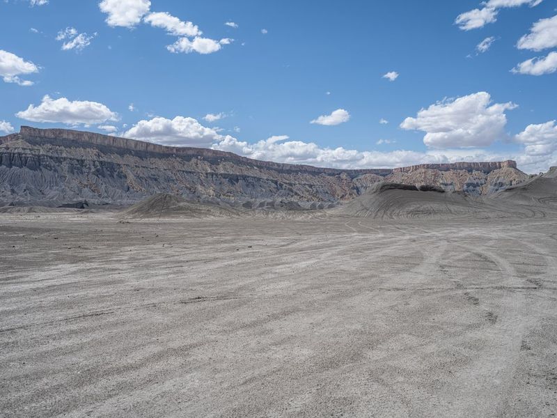 Factory Butte: A Landscape of Open Space HDRi Maps and Backplates