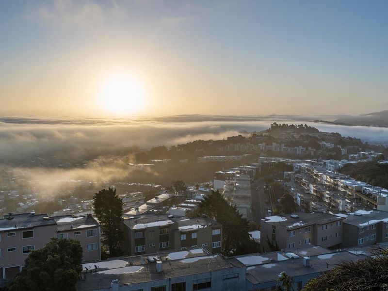 Foggy San Francisco Cityscape Overlook HDRi Maps and Backplates