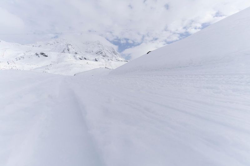 Frances Winter Paradise: Ski Mountain HDRi Maps and Backplates