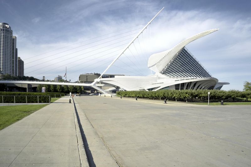 Futuristic Building in Milwaukee, Wisconsin HDRi Maps and Backplates