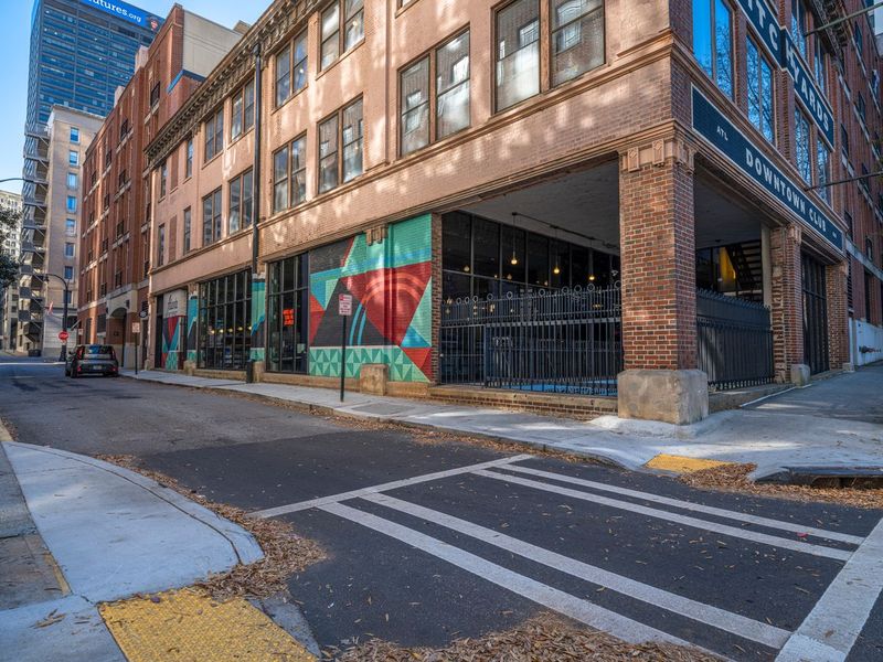 Georgia Urban Alleyways: Brick Walls in the City HDRi Maps and Backplates