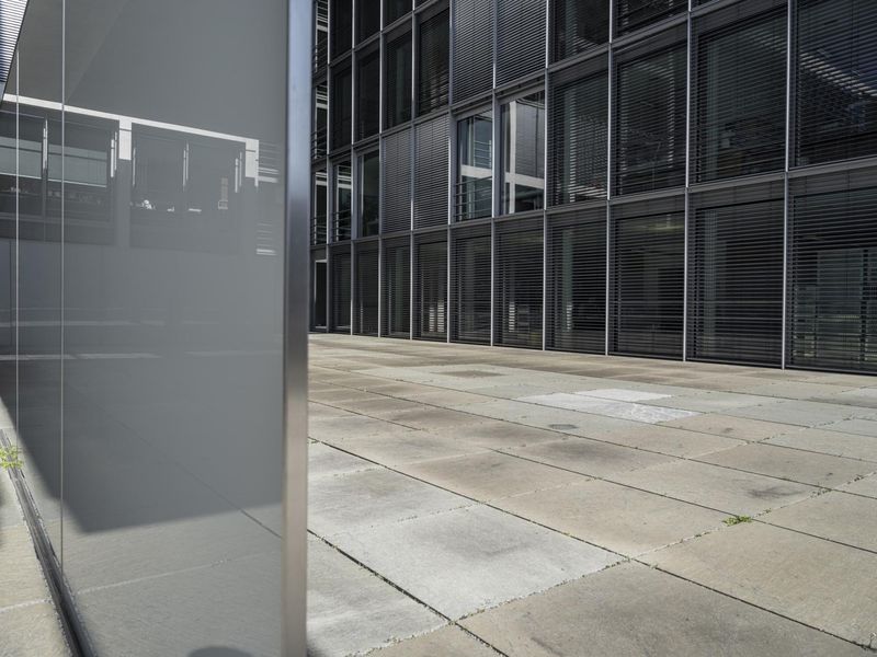Germany's Business District: A Stunning Glass Wall HDRi Maps and Backplates