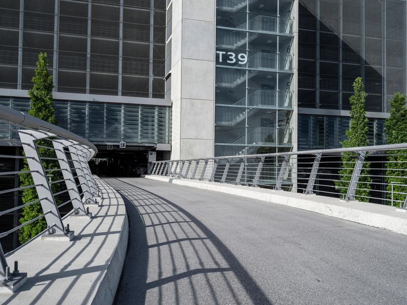 Grey Asphalt Road: Urban Design in Germany HDRi Maps and Backplates