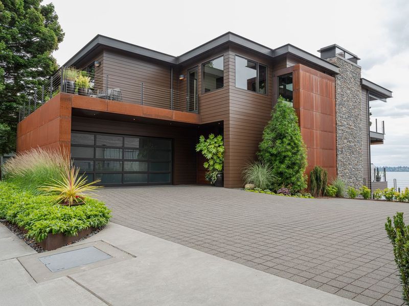 A Gloomy Day: Modern Architecture Home HDRi Maps and Backplates