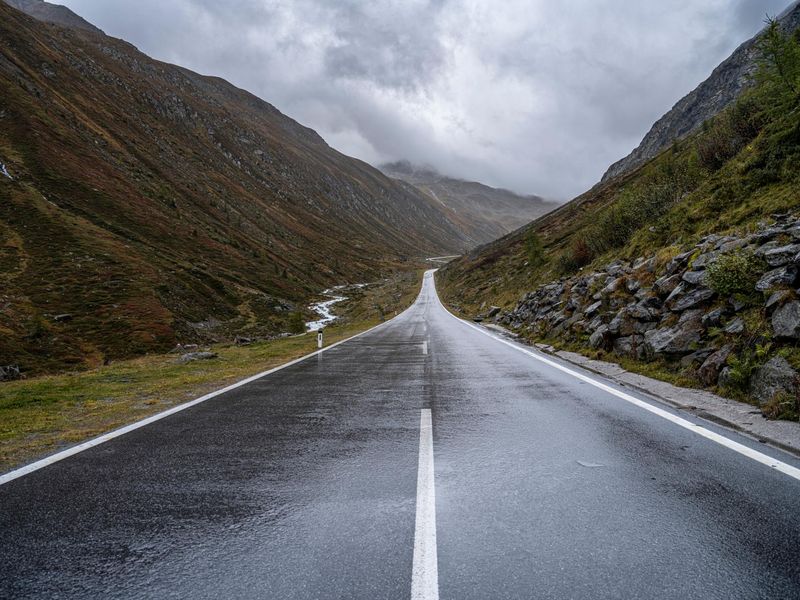 Gloomy Slope: Grey Sky and Mountain Scenery HDRi Maps and Backplates