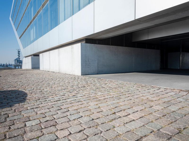Hamburg Modern Architecture: Parking Garage HDRi Maps and Backplates