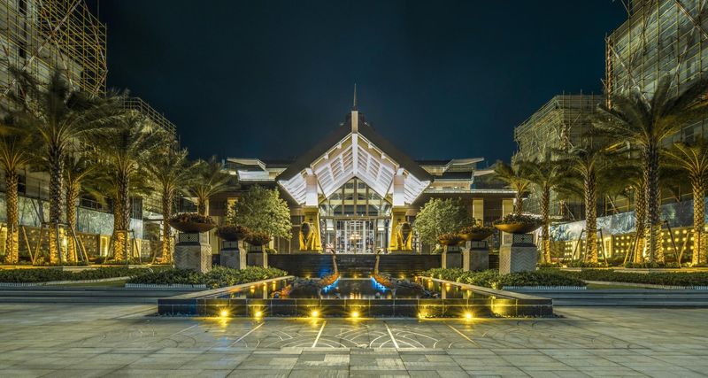 Hotel Courtyard in Suzhou with Night Fountains and Greenery HDRi Maps ...