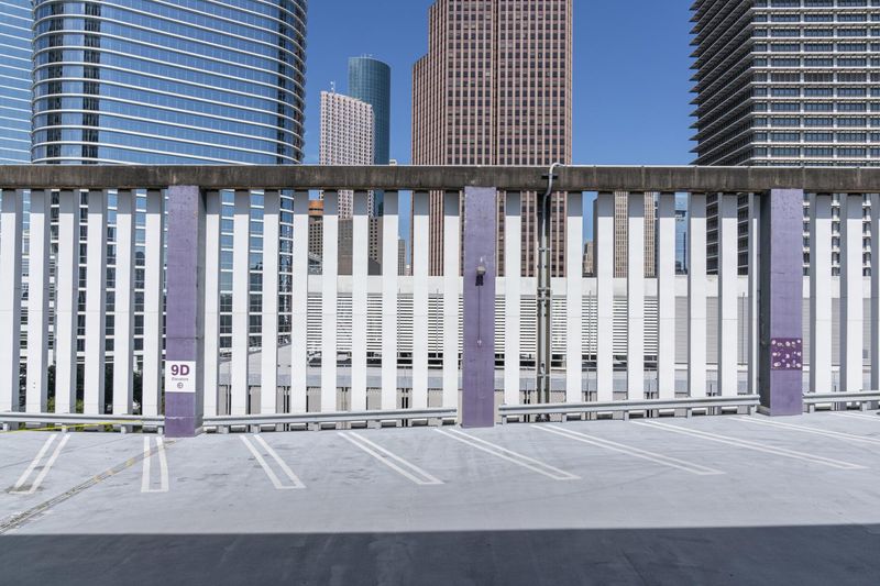 Houston High Rise: Clear Sky and Urban Landscape - HDRi Maps and Backplates