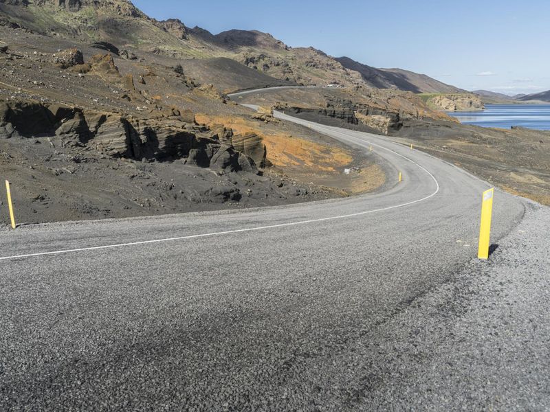 Iceland Mountain Landscape: Connecting with Nature - HDRi Maps and ...