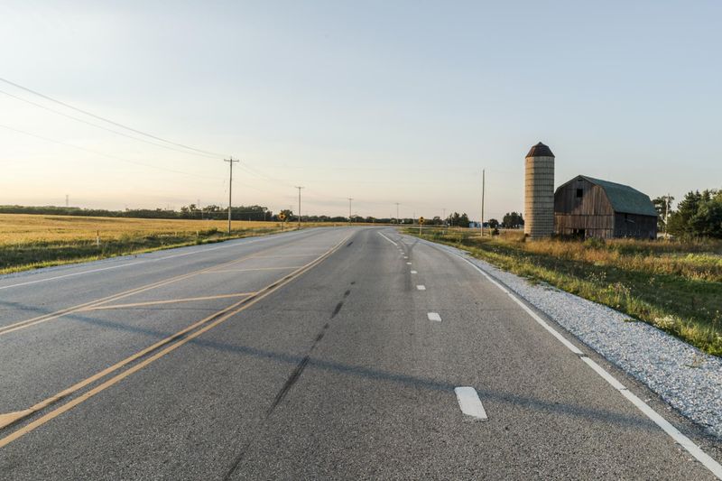 Illinois Dawn Road Rural Landscape HDRi Maps and Backplates