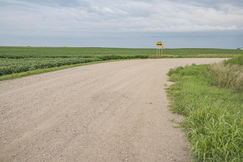 Iowa Agricultural Landscape: Fields and Farms HDRi Maps and Backplates