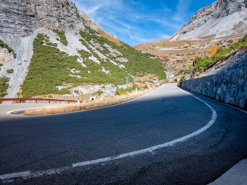 Italy's Mountain Road: A Switchback Journey Through Stunning Landscape ...