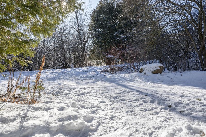 Scenic Landscape in Ontario, Canada - HDRi Maps and Backplates
