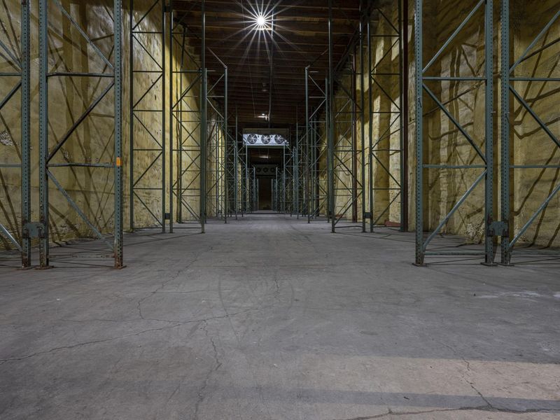 Los Angeles Architecture: Metal Building HDRi Maps and Backplates