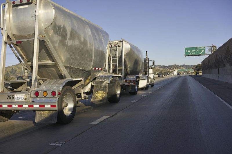 Los Angeles California Truck Highway HDRi Maps and Backplates