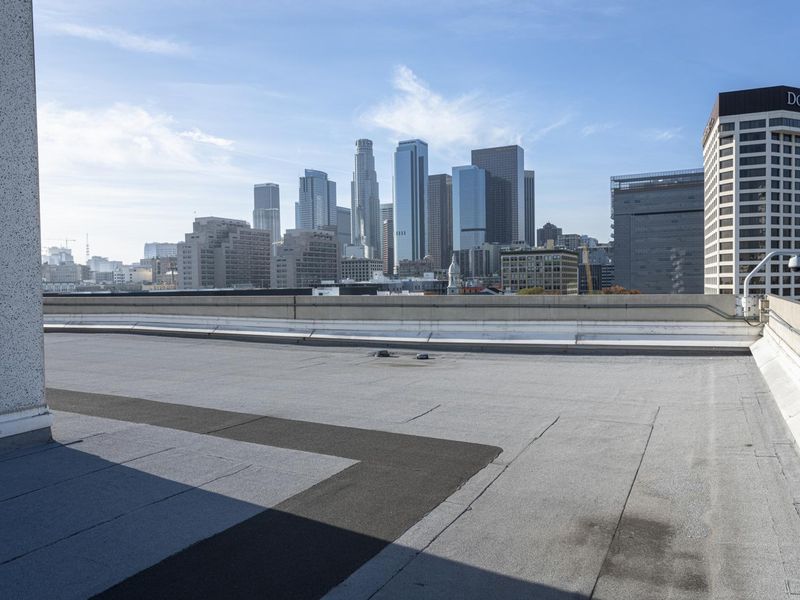 Los Angeles High-Rise: Overlooking the Urban City HDRi Maps and Backplates