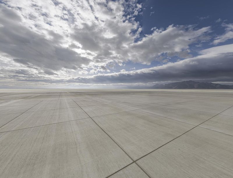 Los Angeles Runway on Sunny Day - HDRi Maps and Backplates