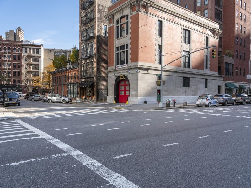 Manhattan Daytime: Fire Station on the Street HDRi Maps and Backplates