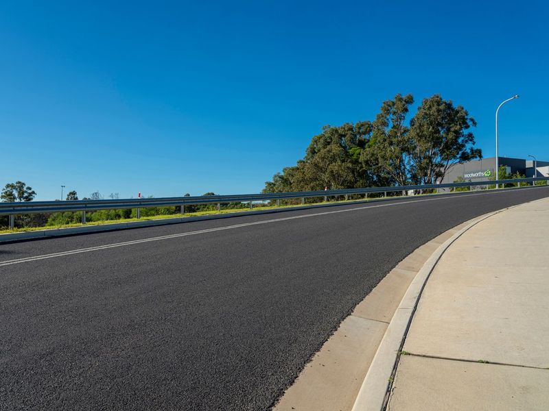 Merimbula Street: Empty Wet Road HDRi Maps and Backplates