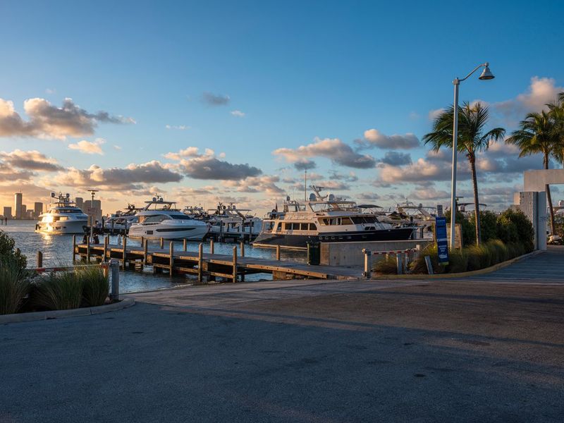 Miami Beach at Dawn: Beautiful Coastline and Ocean Views HDRi Maps and ...